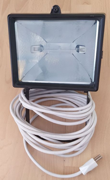 Halogen Strahler Scheinwerfer 500 W | Kaufen auf Ricardo