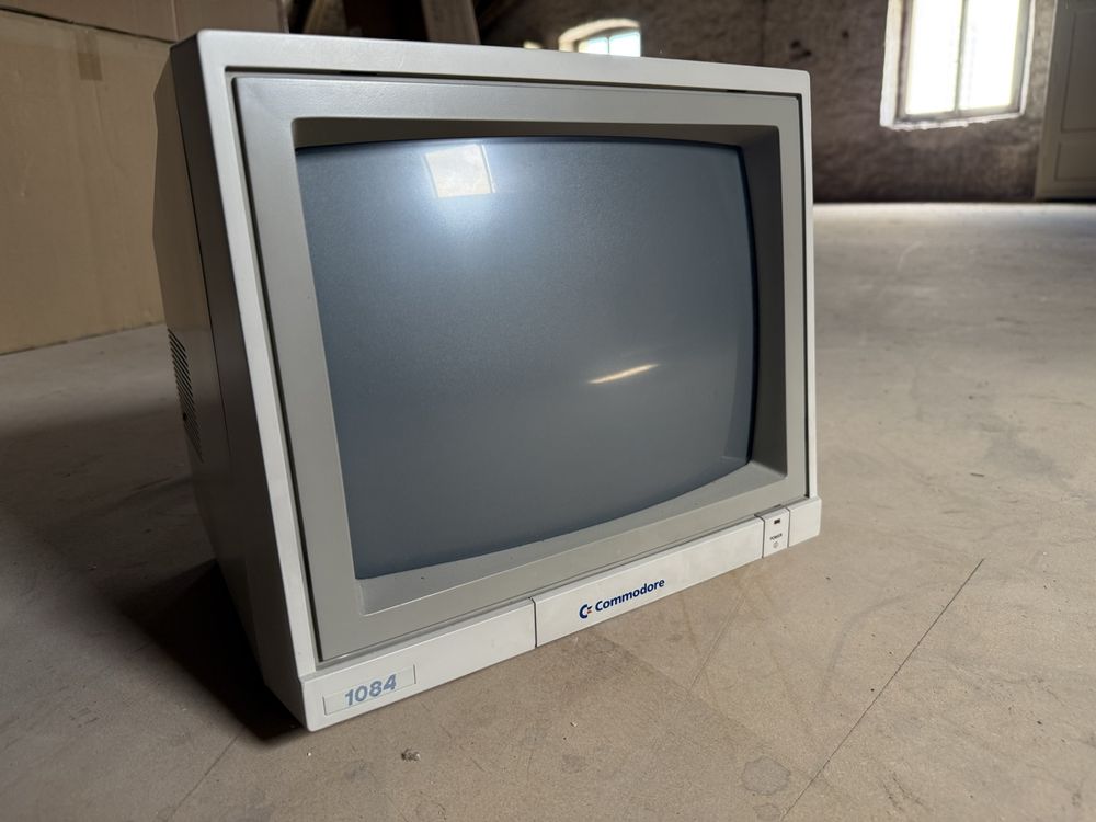 Commodore 1084 CRT Monitor (D'occasion) à Saignelegier pour CHF 220 ...