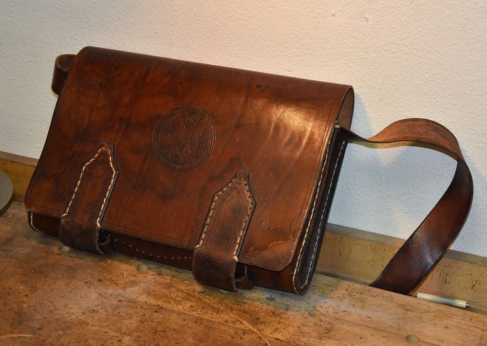 Ledertasche Umhängetasche ca. 42x30cm | Kaufen auf Ricardo