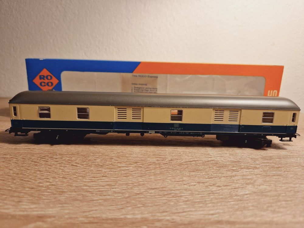 Roco 4249 Gepäckwagen DB H0 (Gebraucht) in St-Aubin-Sauges für CHF 20 ...