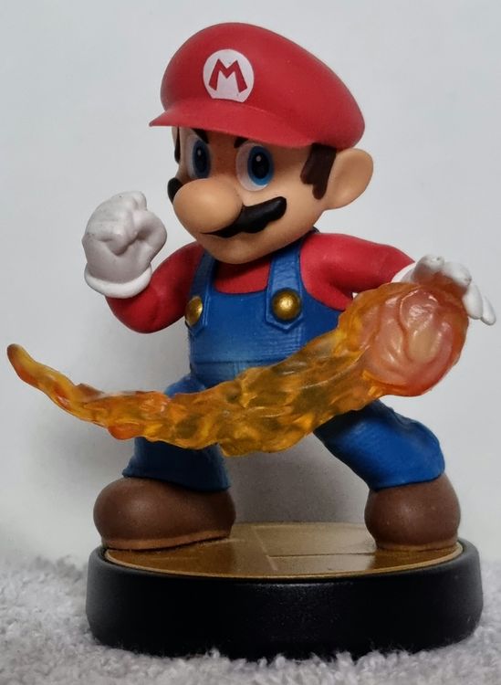 Super Mario Amiibo (Neu (gemäss Beschreibung)) in Kleindöttingen für ...