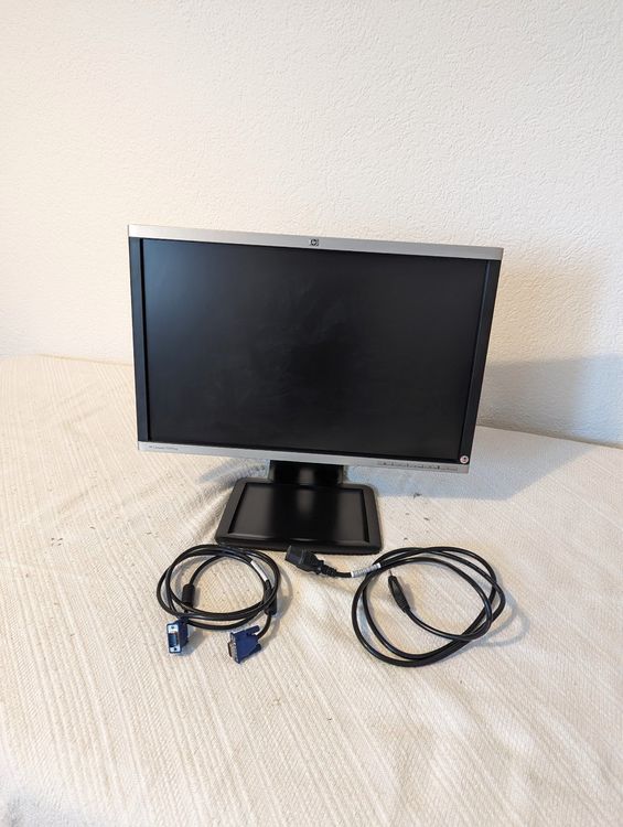 HP Compaq LA2205wg Monitor (Gebraucht) in Belp für CHF 10 – nur ...