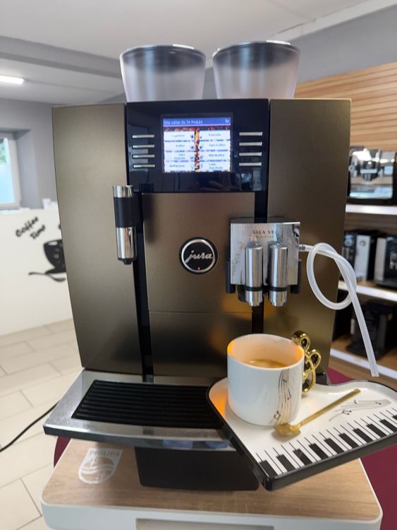 JURA GIGA X8 PROFESSIONAL (Gebraucht) in Gränichen für CHF 1800 – nur Abholung auf Ricardo kaufen