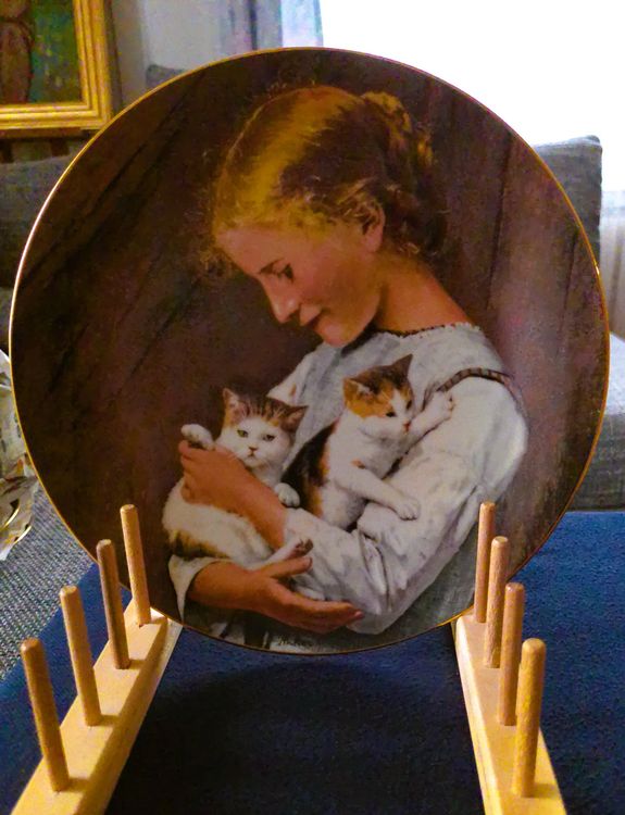 Wandteller "Mädchen mit zwei Katzen"- Serie Albert Anker (Gebraucht) in ...
