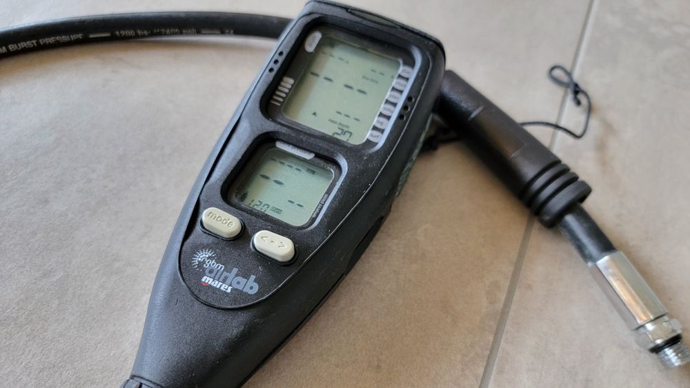 Mares Airlab Tauchcomputer Luftintegriert mit Druckanzeige (Gebraucht ...