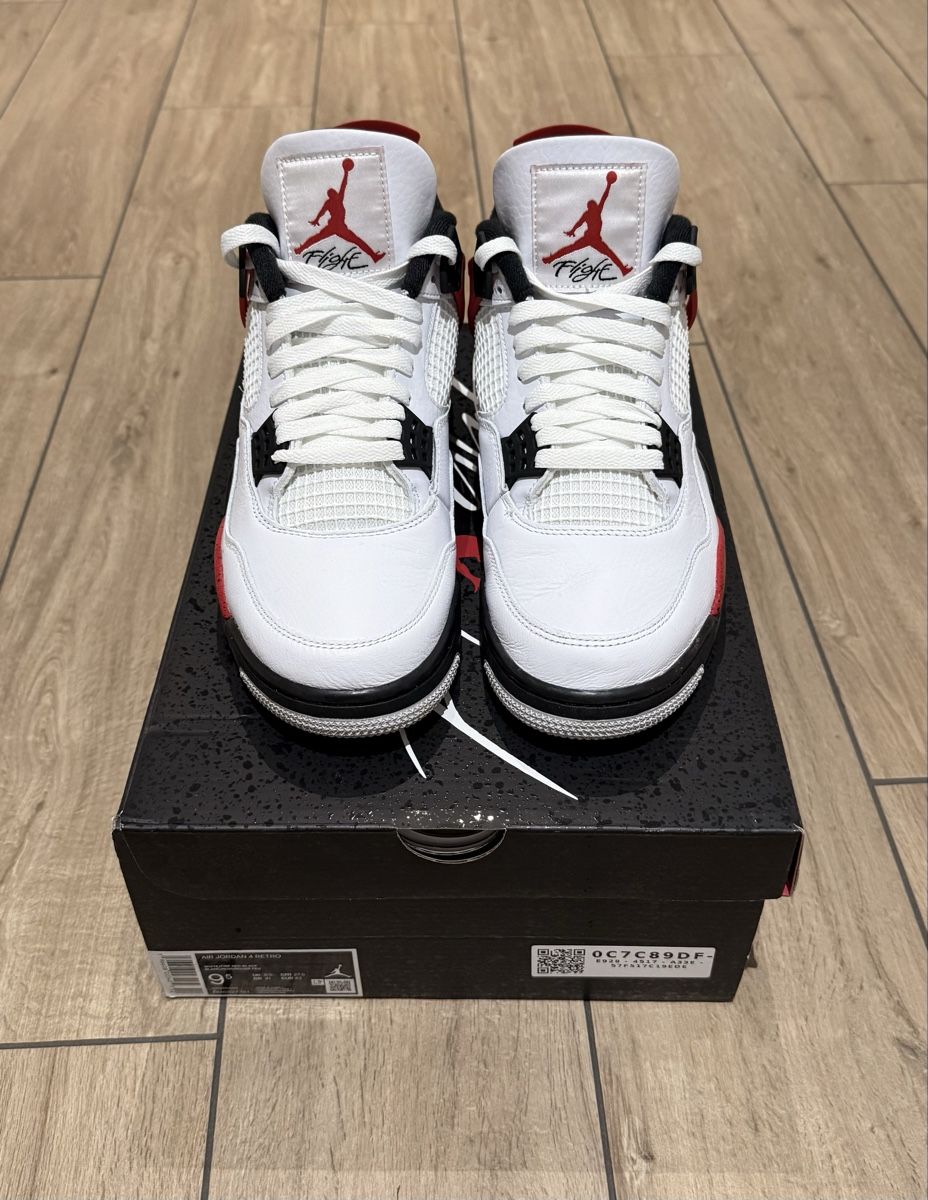 Jordan 4 red cement 43 (D'occasion) à Savièse pour CHF 139 – avec ...