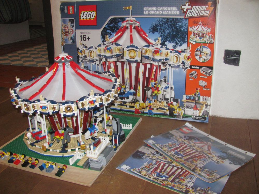 Lego Creator Expert 10196 Grosses Karussell, 100% komplett! | Kaufen ...