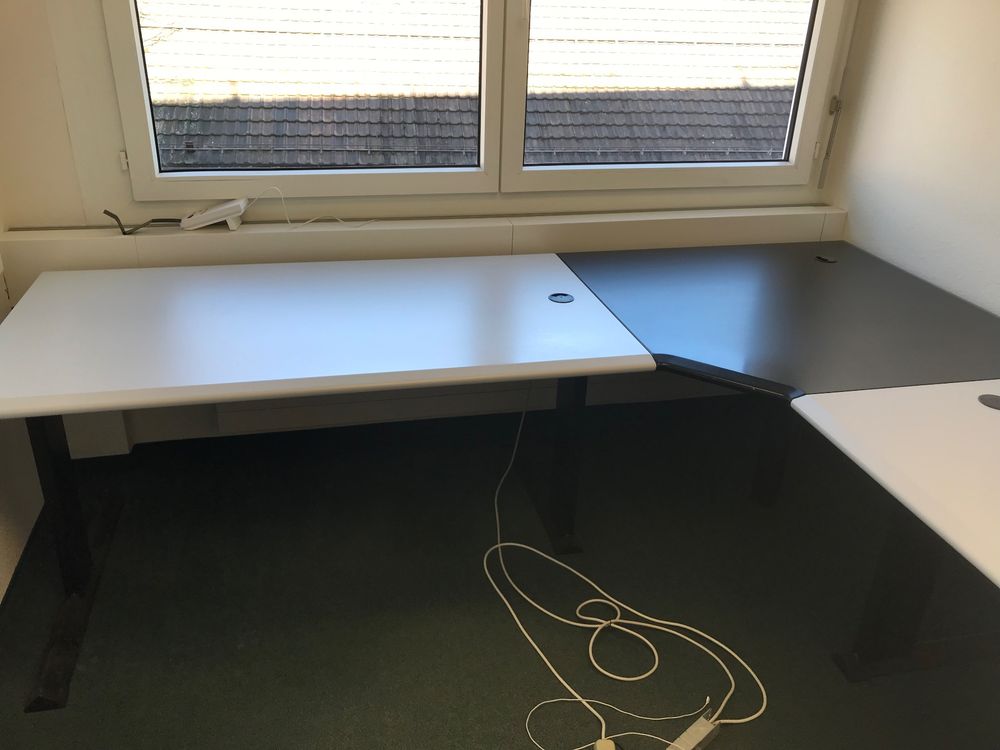 Eck Bürotisch ABHOLUNG in ZUG (Gebraucht) in Muttenz für CHF 100 – nur Abholung auf Ricardo kaufen