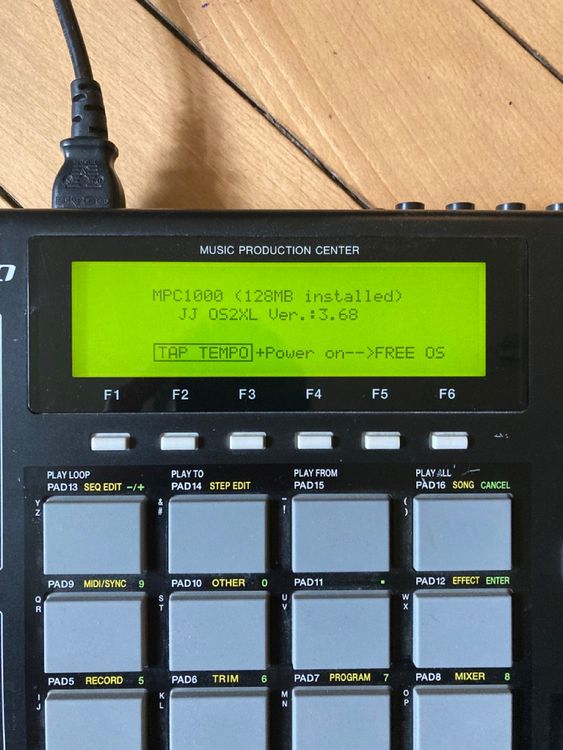 AKAI MPC 1000 (Gebraucht) in Basel für CHF 480 – mit Lieferung auf ...