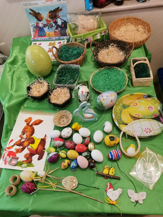 Oster set Ostern Deko Körbli Gras Eier Oster Hase ec. (Gebraucht) in ...