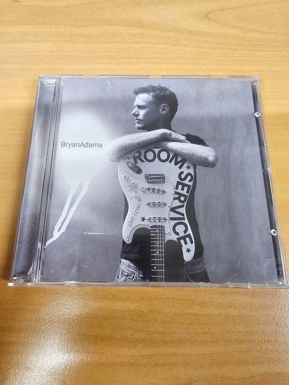 CD - Bryan Adams – Room Service | Kaufen auf Ricardo