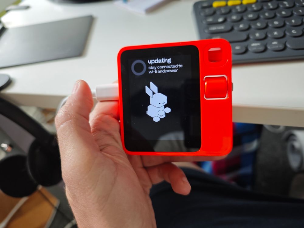 Rabit R1 intelligence artificielle neuf (Neu und originalverpackt) in ...