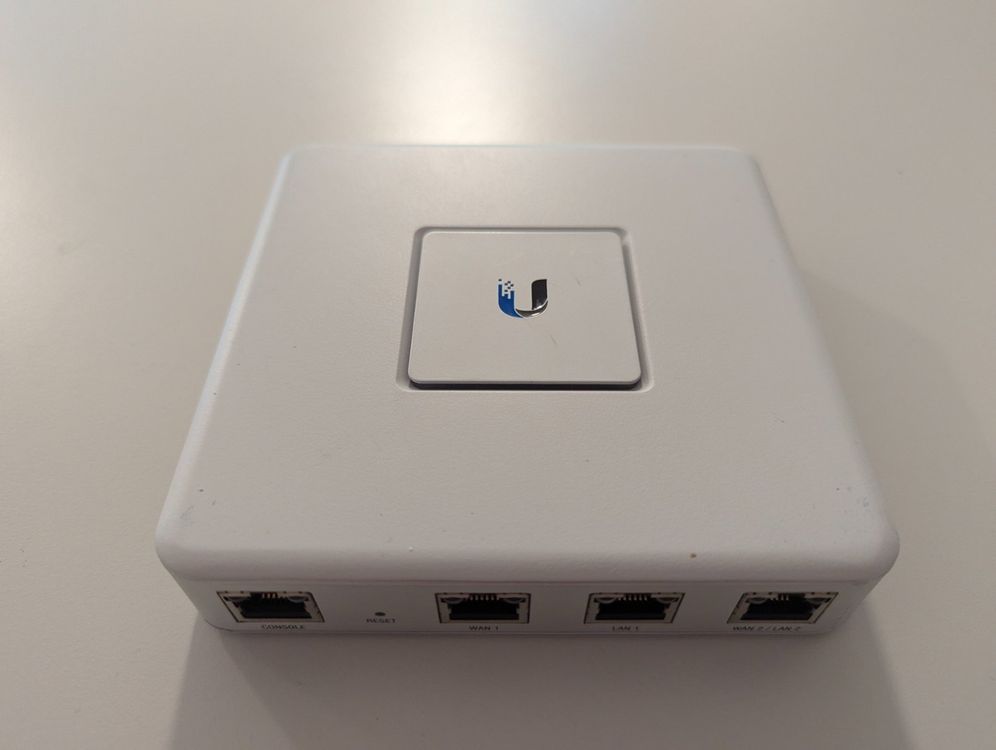 Ubiquiti USG: UniFi Security Gateway (Gebraucht) in Zunzgen für CHF 25 ...