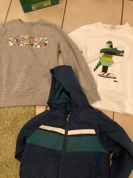 Lot vêtements enfant 10 ans Lacoste Levi’s Mario veste (Gebraucht) in ...