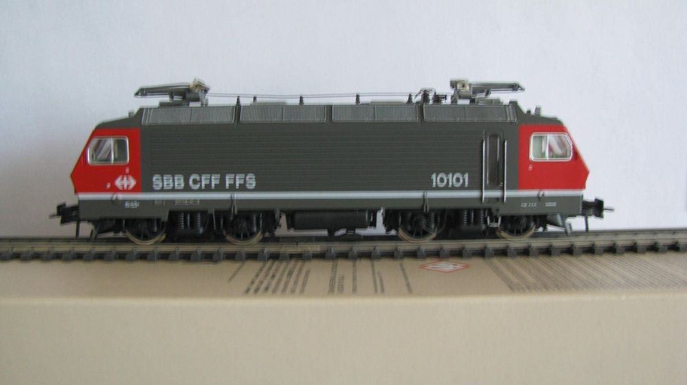 ROCO Nr.43491 - Elok der SBB Re 4/4 iV (Gebraucht) in Kloten für CHF 50 ...