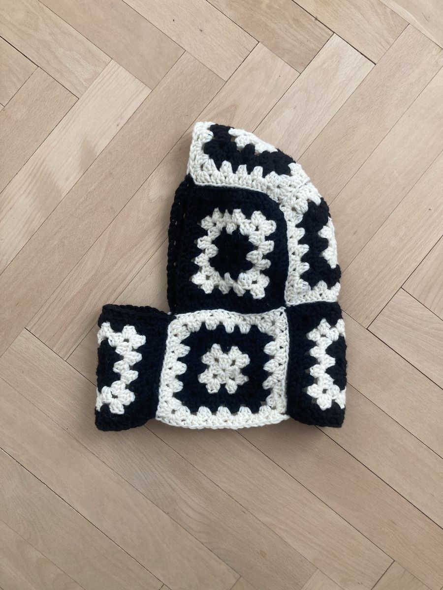 Balaclava Granny Squares (Neuf (Voir description)) à Wabern pour CHF 60 ...