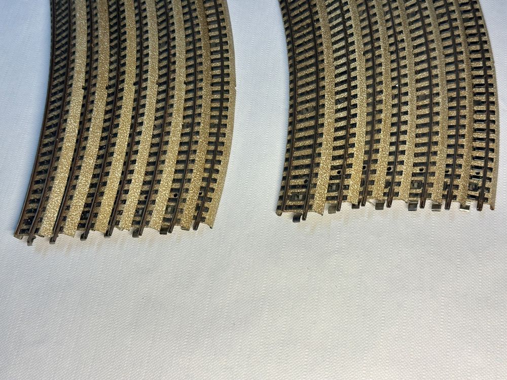 Märklin 14 x 5200 Schienen gebogen (Gebraucht) in Uster für CHF 18 ...