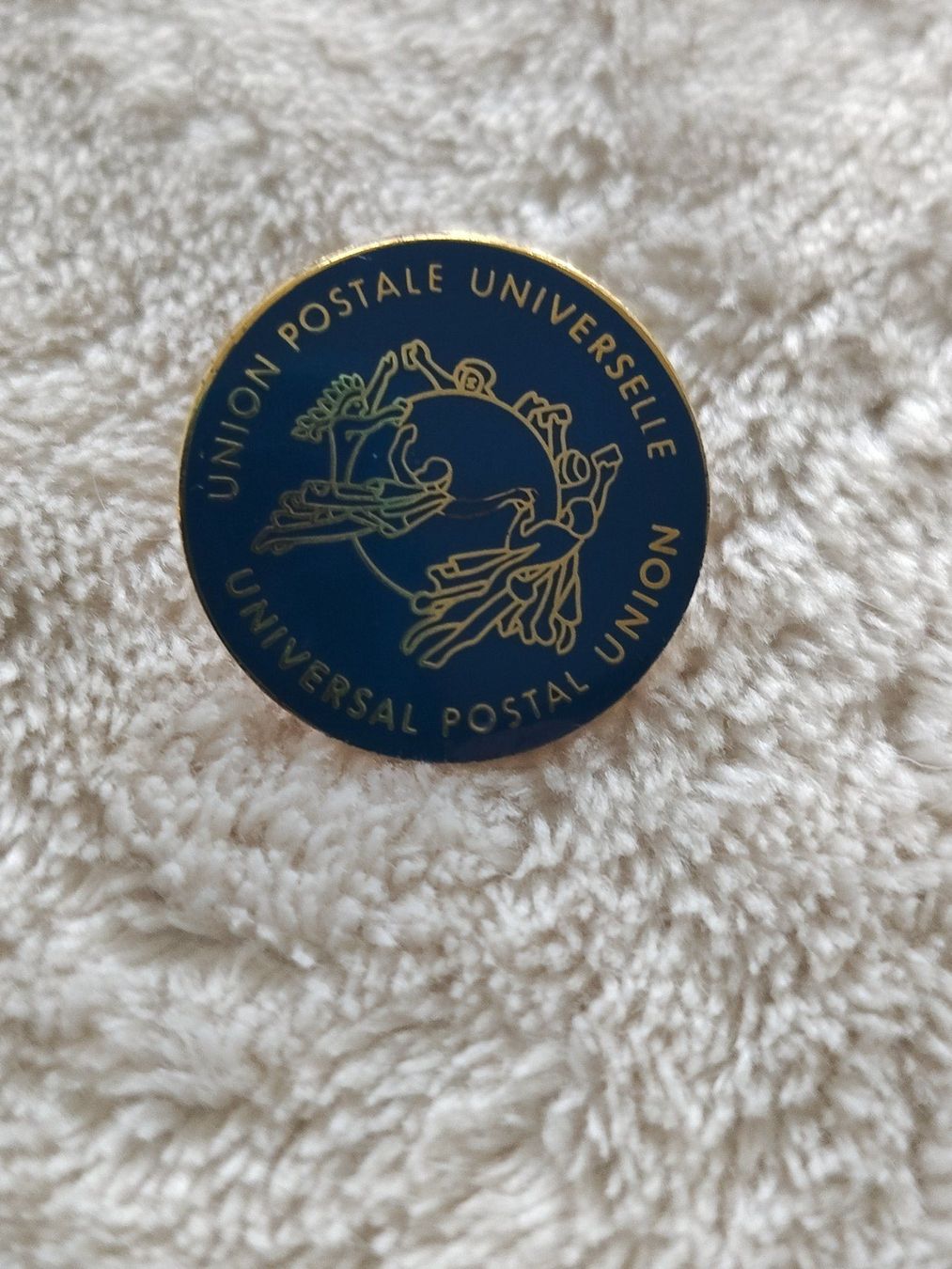 Pin's union postale universelle (D'occasion) à Plagne pour CHF 1 – avec ...