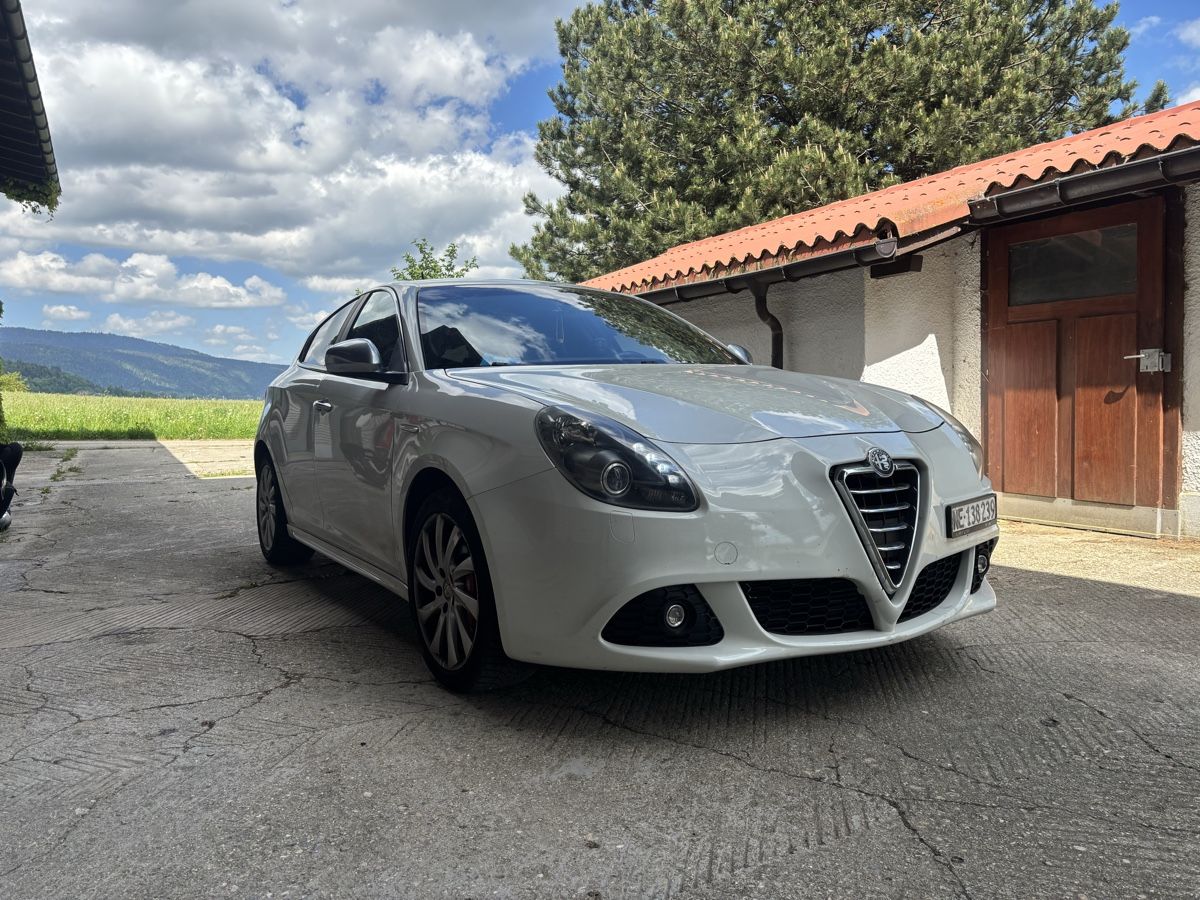 Alfa Romeo Giulietta 1.4 TB (Gebraucht) in Boudevilliers für CHF 3000 ...