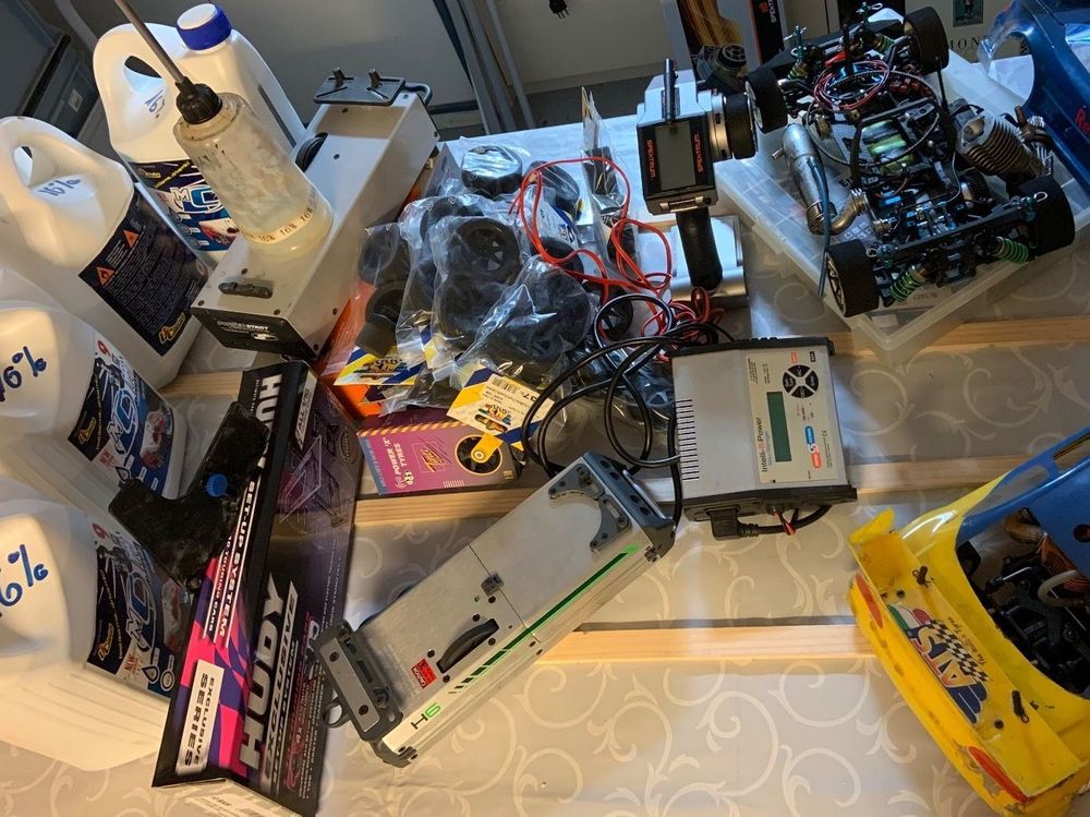 RC Modellautos Velox v10 und Serpent 710 | Kaufen auf Ricardo