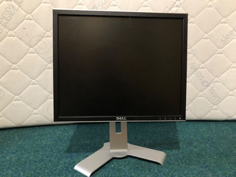 monitor dell (Gebraucht) in Baden für CHF 10 – nur Abholung auf Ricardo ...