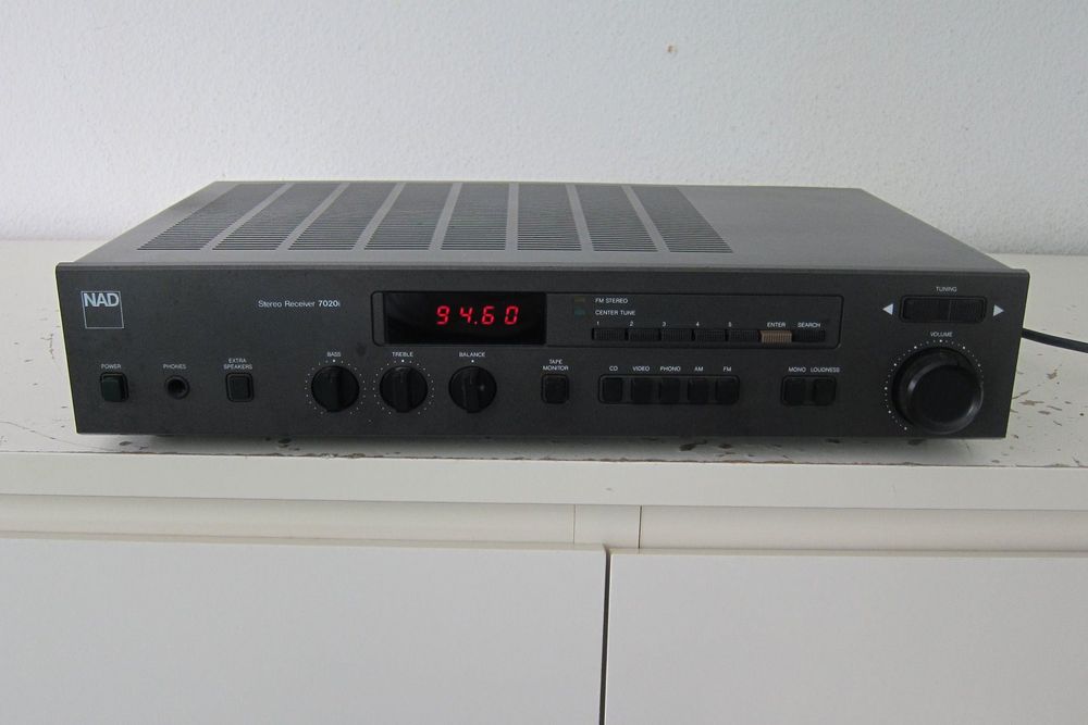 NAD 7020i - Verstärker AM/FM Stereo Rece (Gebraucht) in Fahrweid für ...
