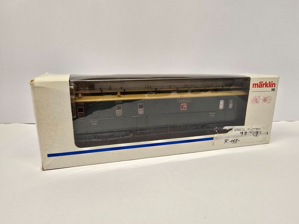 Märklin 4229 - Schnellzug-Postwagen (Gebraucht) in Obergerlafingen für ...