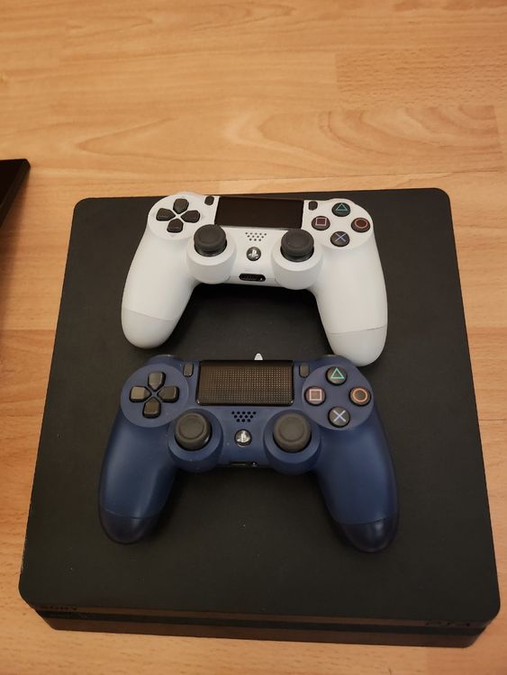 Ps4 mit Controller und Bildschirm (Gebraucht) in Schlosswil für CHF 92 ...