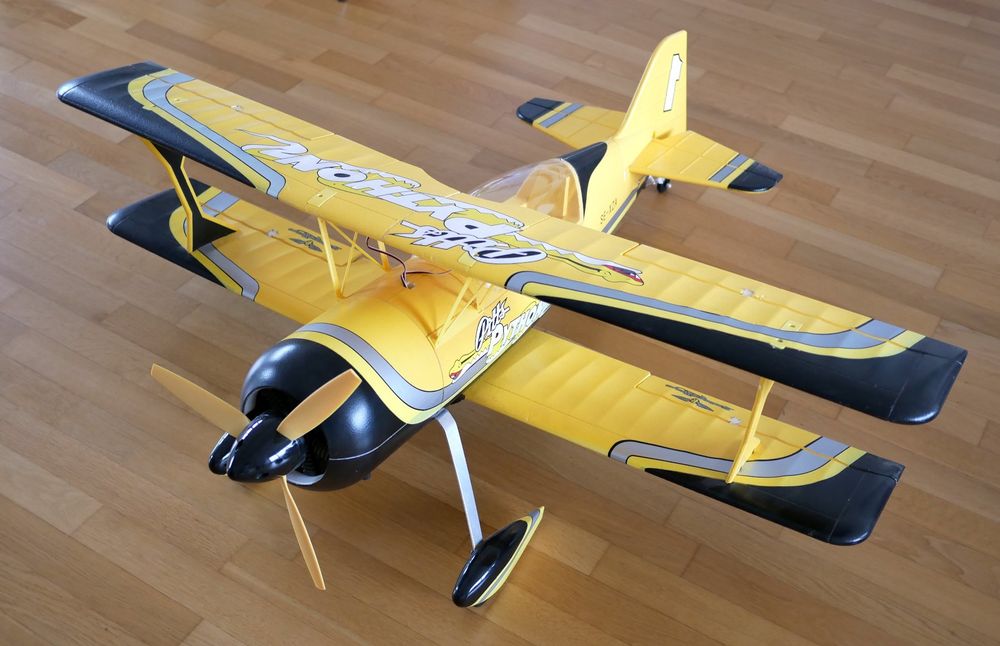 Sonic Model Pitts M12 Python ARF, Akro Doppeldecker, wie neu (Neu ...