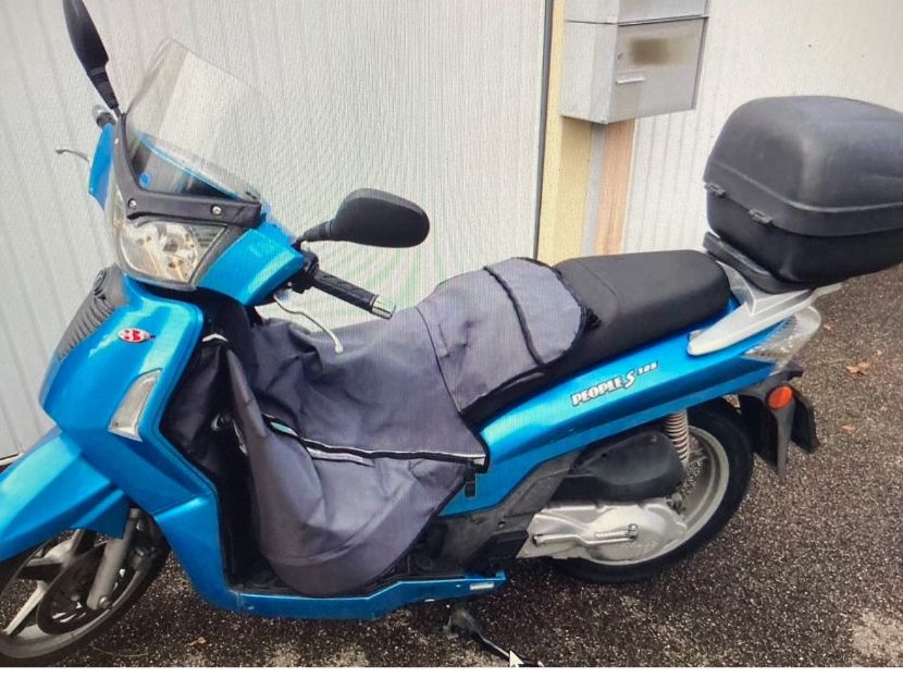 Kymco People S 125 cm3, année 2006, 30'000 km, expertisé (Defekt) in ...