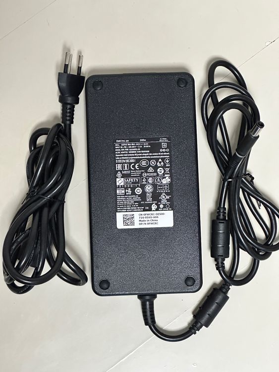 Chargeur Dell GA240PE1-00 (240W) (D'occasion) à Pully pour CHF 19 ...