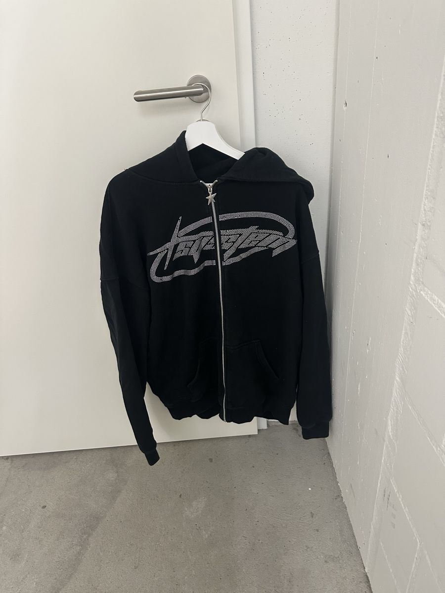 Schwarze Fsbn Jacke mit Kapuze, selten getragen, Top! (Gebraucht) in ...