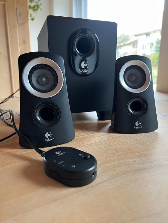 Logitech Boxen + Subwoofer (Gebraucht) in für CHF 25 – mit Lieferung ...