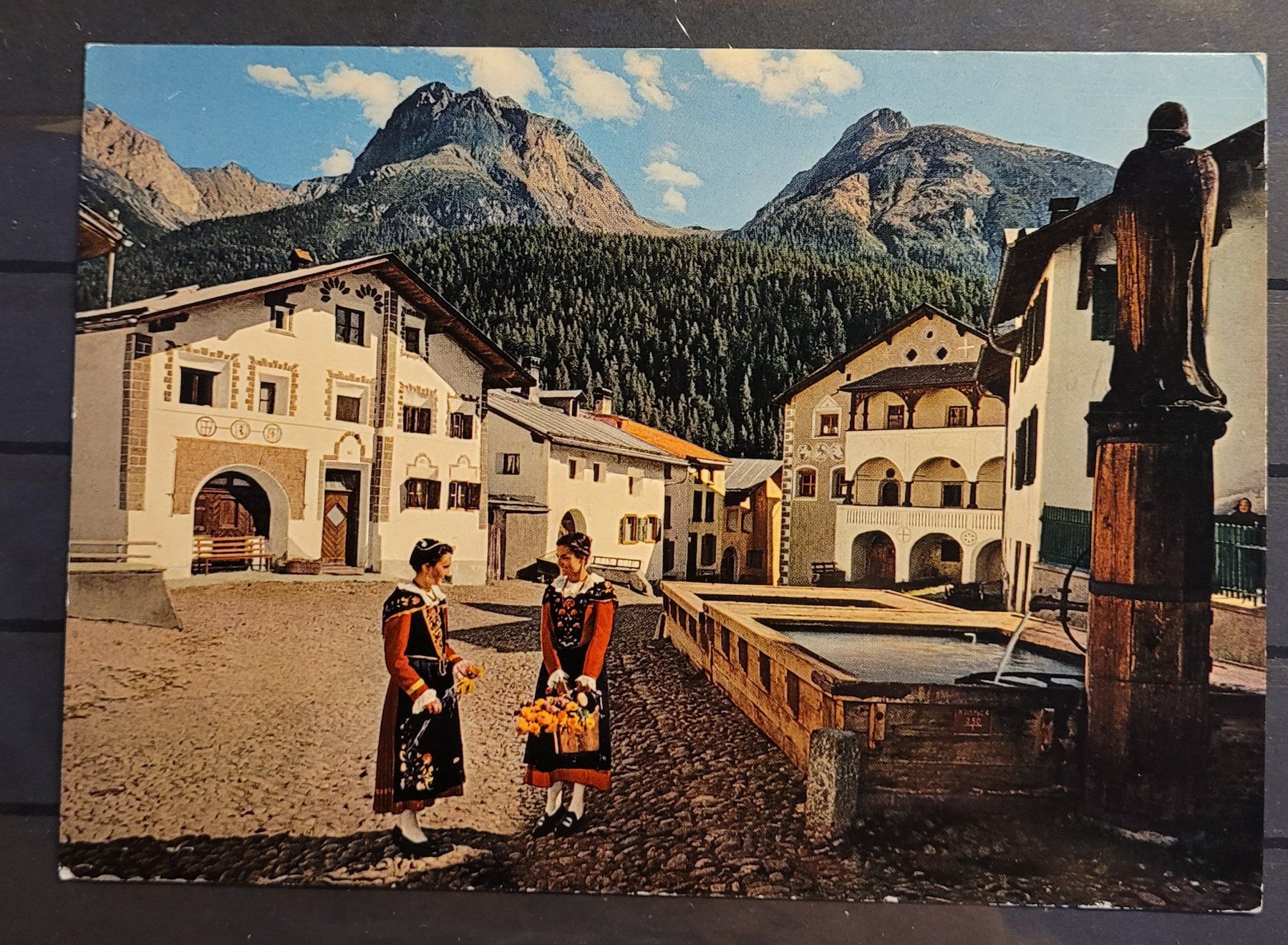 Scuol (Graubünden)Tarasp Vulpera, Frauen in Tracht 1961 (Gebraucht) in St Gallen für CHF 1.5 ...
