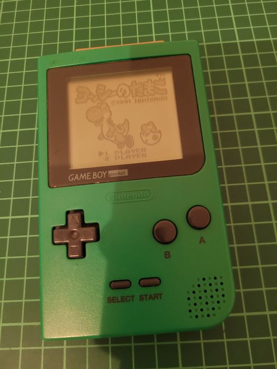 Green Game Boy Pocket Bundle - Boxing and Yoshi Games (Gebraucht) in ...