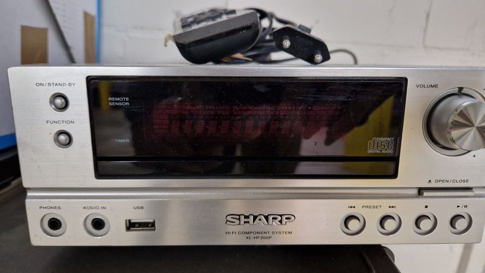 Sharp Hi Fi Component System XL-HF200P (Gebraucht) in Dübendorf für CHF ...