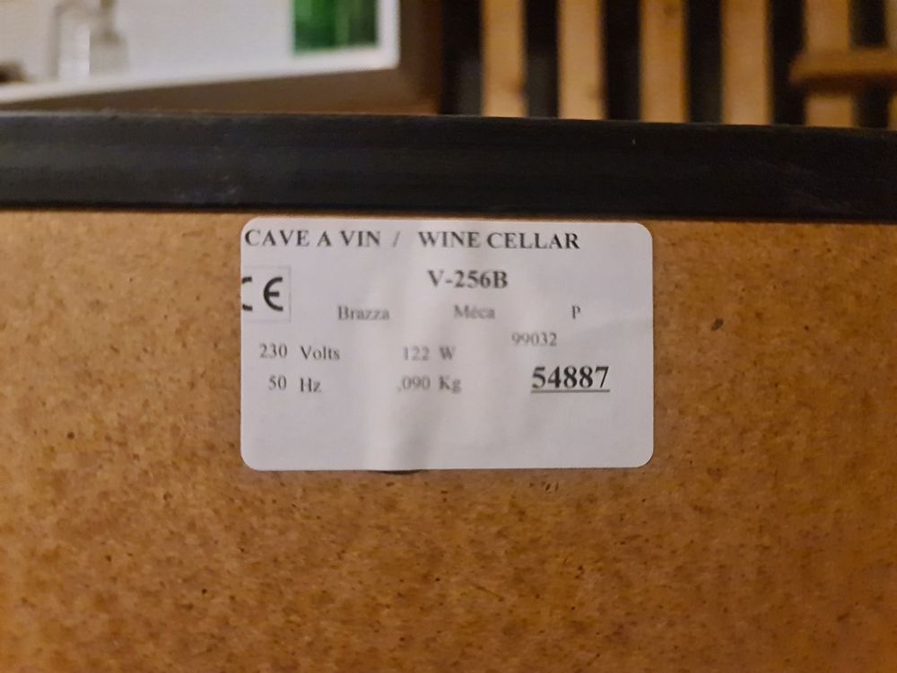 Weinkühlschrank - EuroCave Compact Vieillithèque - ab 1.-!!! (Gebraucht ...