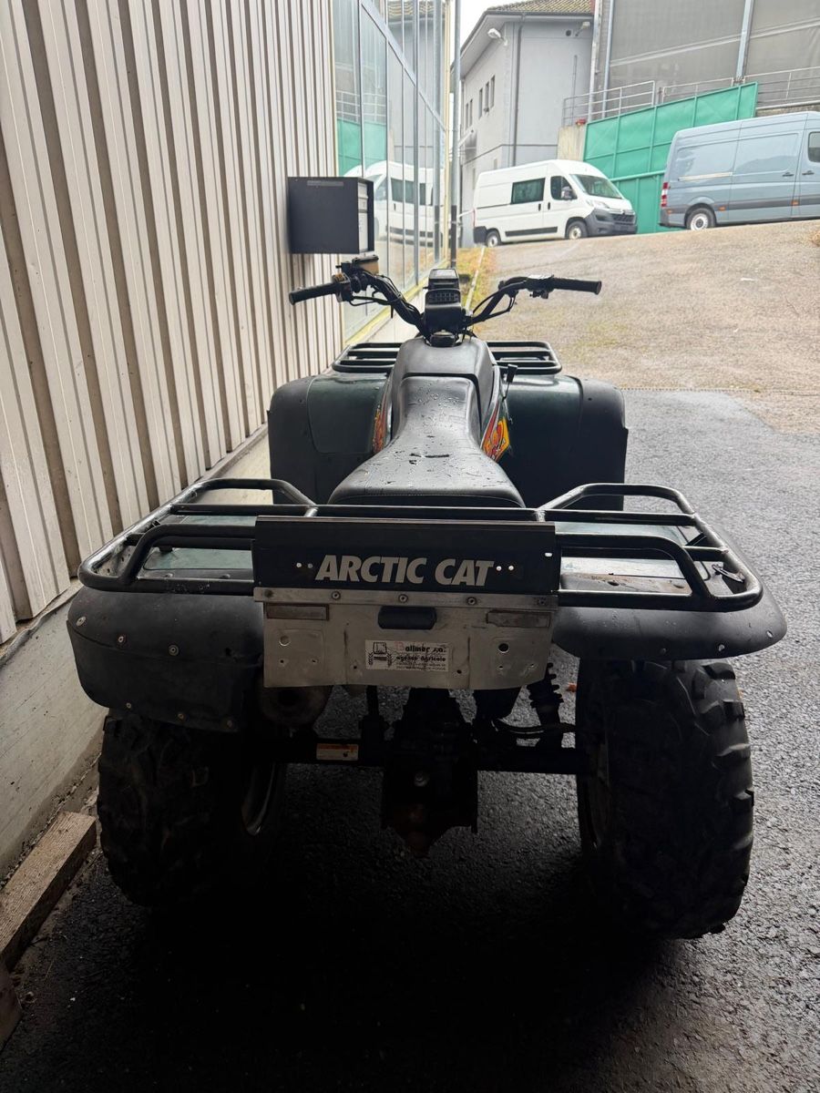 Quad 4x4 Arctic Cat 454 (Defekt) in Yverdon les bains für CHF 1391 ...