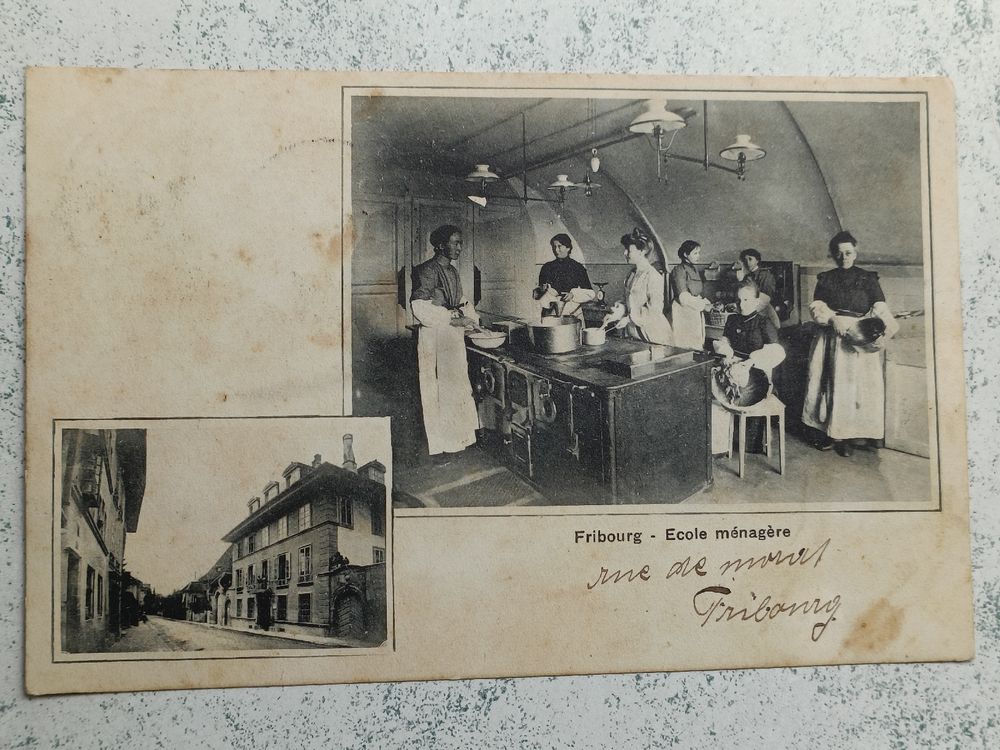 Alte PK / Fribourg - Ecole menagere / Gelaufen 1908 (Gebraucht) in Brugg AG für CHF 15 – mit ...
