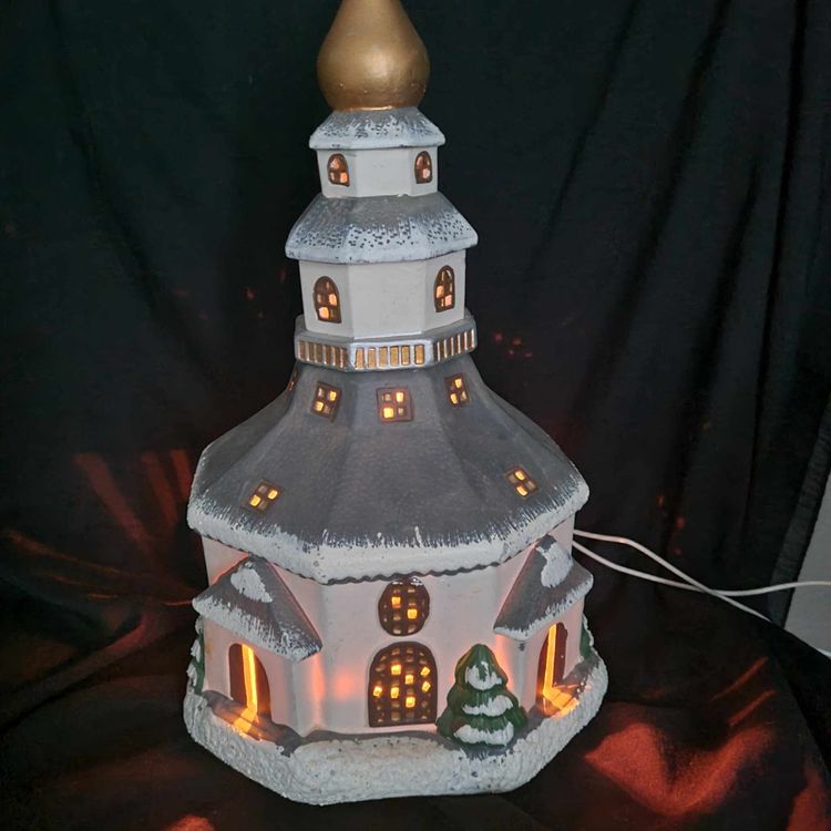 Weihnachtsdorf Kirche beleuchtet Keramik mit Spieluhr (Gebraucht) in ...
