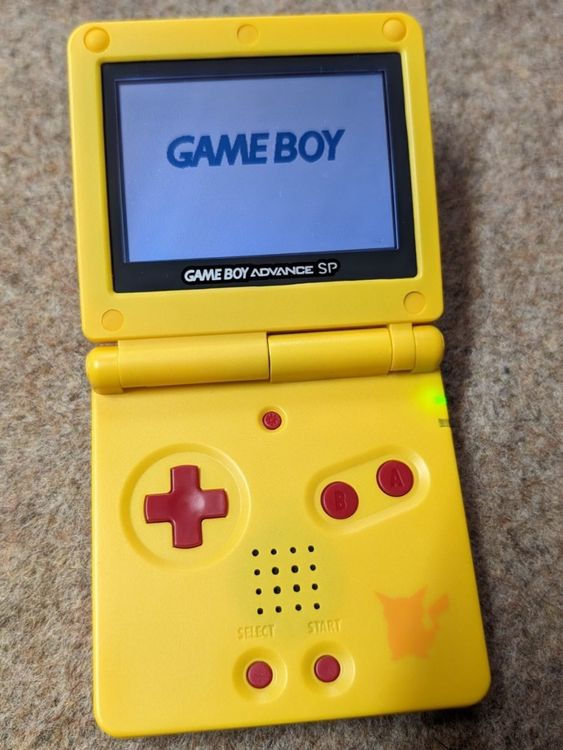 Nintendo Gameboy Advance SP - Pokémon Pikachu | GBA SP (Gebraucht) in ...