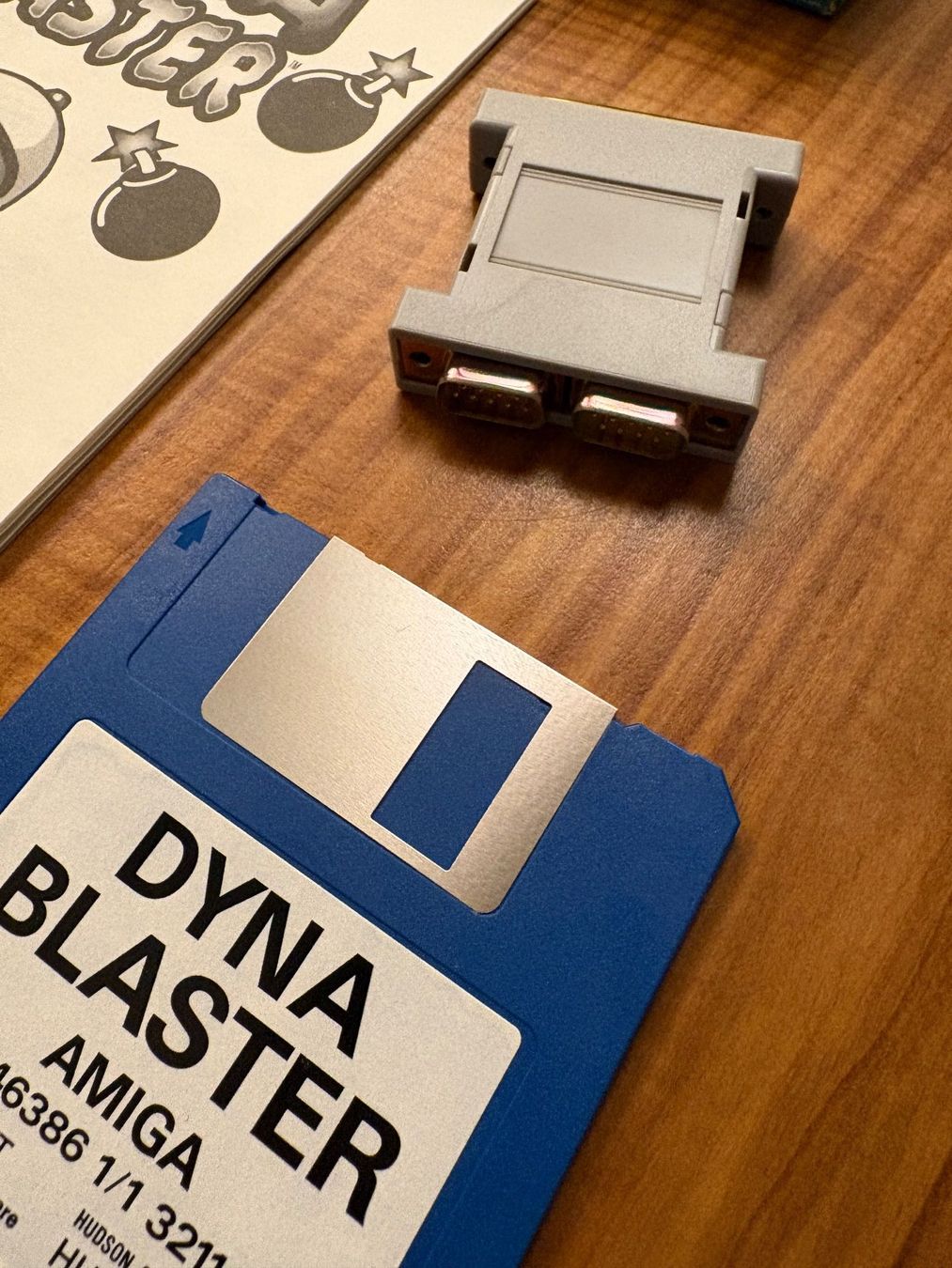 Amiga Spiel: Dyna Blaster (Rare, inkl. Multiplayer-Adapter) (Gebraucht ...