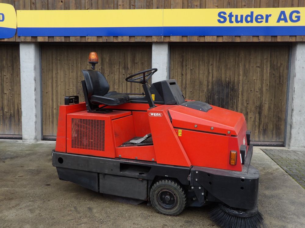 Hako Jonas 1700 D Kehrmaschine (Gebraucht) in Lyssach für CHF 1250 ...
