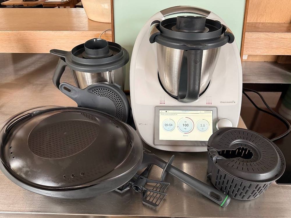 Thermomix TM6 inklusive 2. Mixtopf + Zubehör (Gebraucht) in Horgen für CHF 1200 – nur Abholung ...