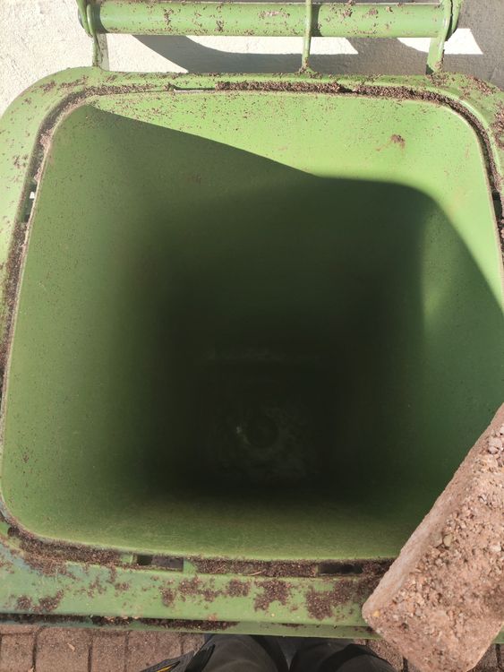 Grüncontainer 140 Liter gebraucht (Defekt) in Neu St. Johann für CHF 1 ...