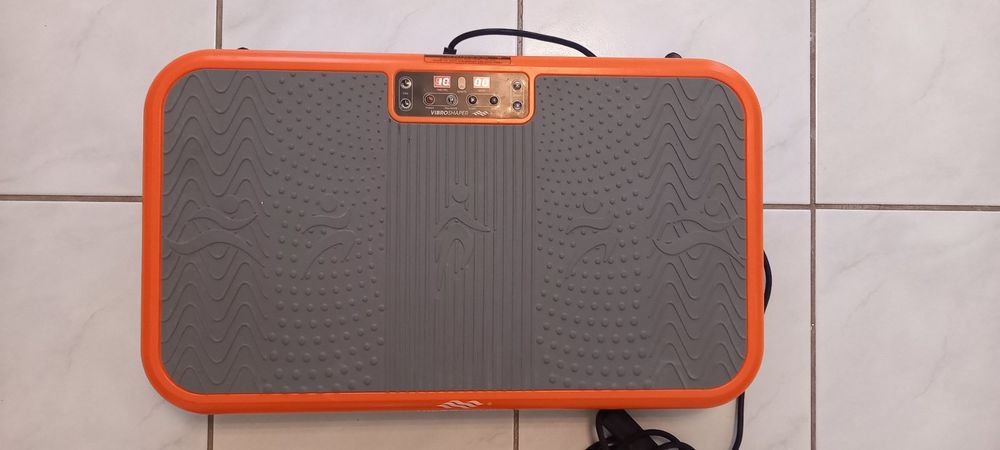 Vibroshaper/Fitness Vibrationsplatte (Gebraucht) in Schmitten FR für ...