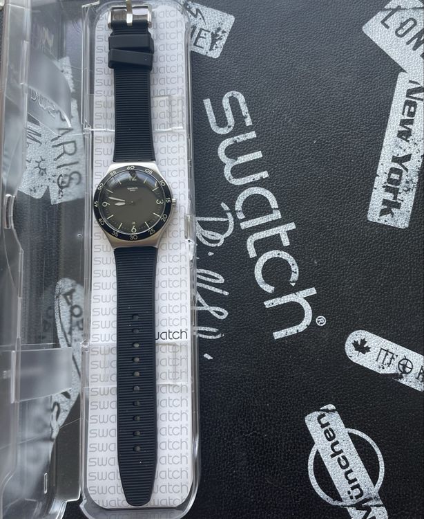Swatch Uhr Irony Big Classic Blue Suit YWS454 (Neu und originalverpackt ...
