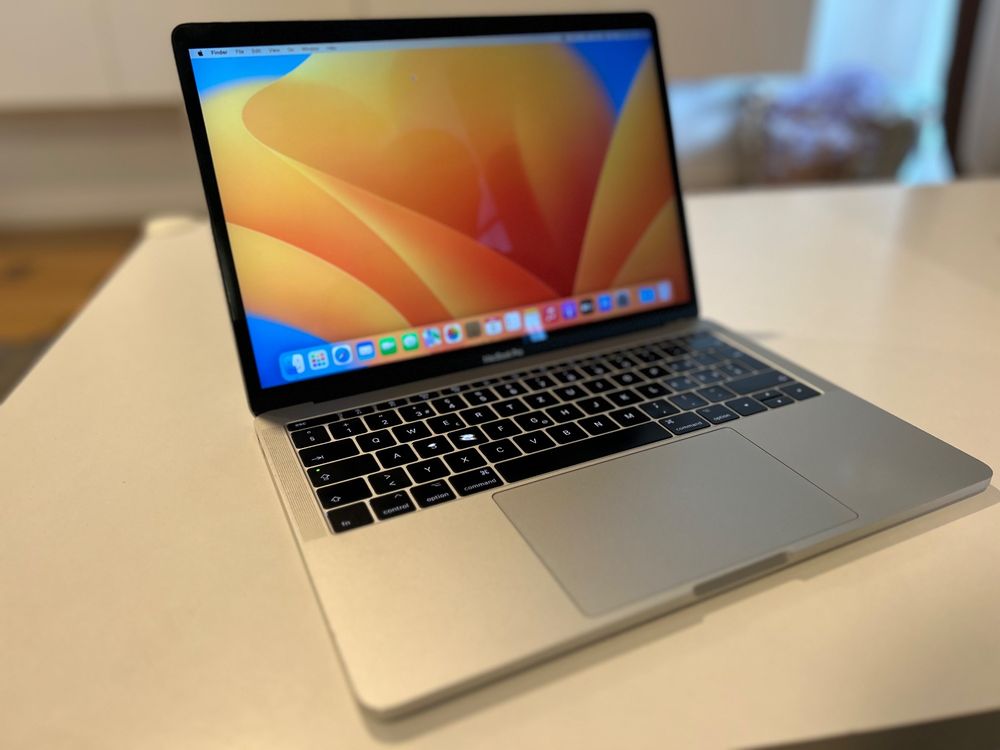 MacBook Pro, i5, 2017, 8GB RAM, 256GB SSD, macOS Ventura (Gebraucht) in ...