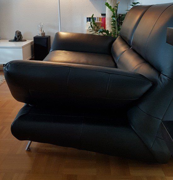 Sofa 2er und 3er, Schwarz, Echtleder (Gebraucht) in Baden für CHF 301 – mit Lieferung auf ...