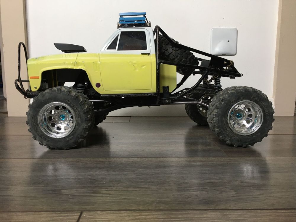 Axial SCX 10 (Defekt) in Cottens FR für CHF 153 – mit Lieferung auf ...